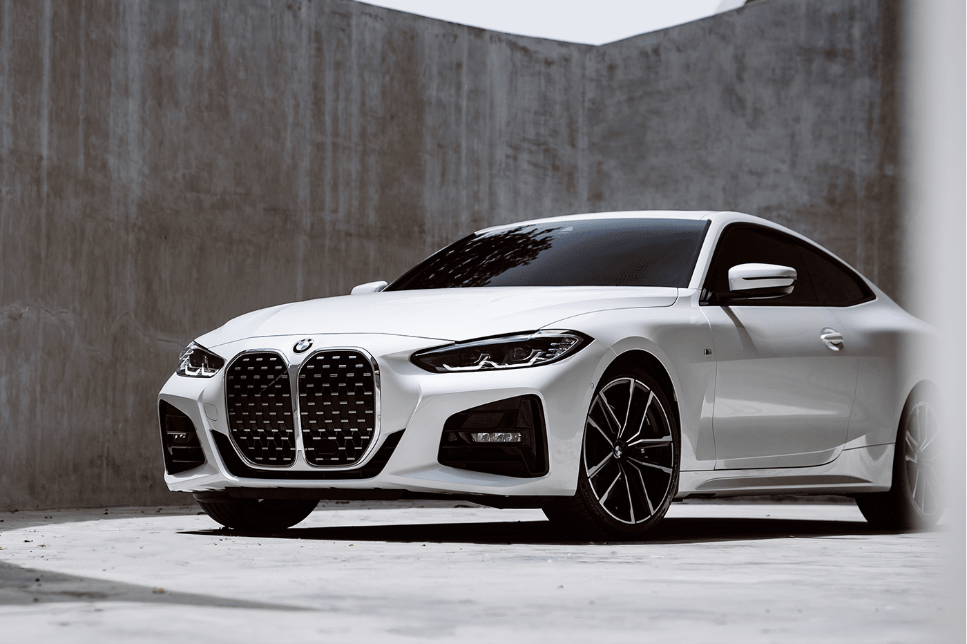 บริการเช่ารถหรู BMW 4 Series G22 2021